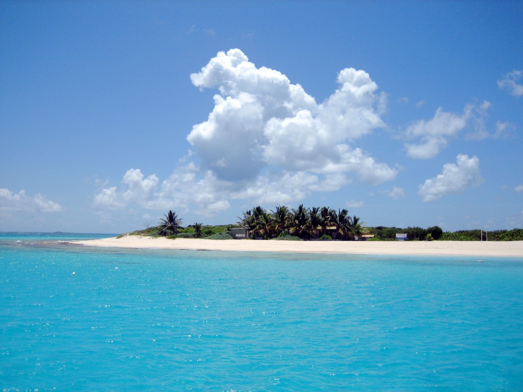 A Little Slice of Heaven: Prickly Pear Cay - Luxe Adventure Traveler